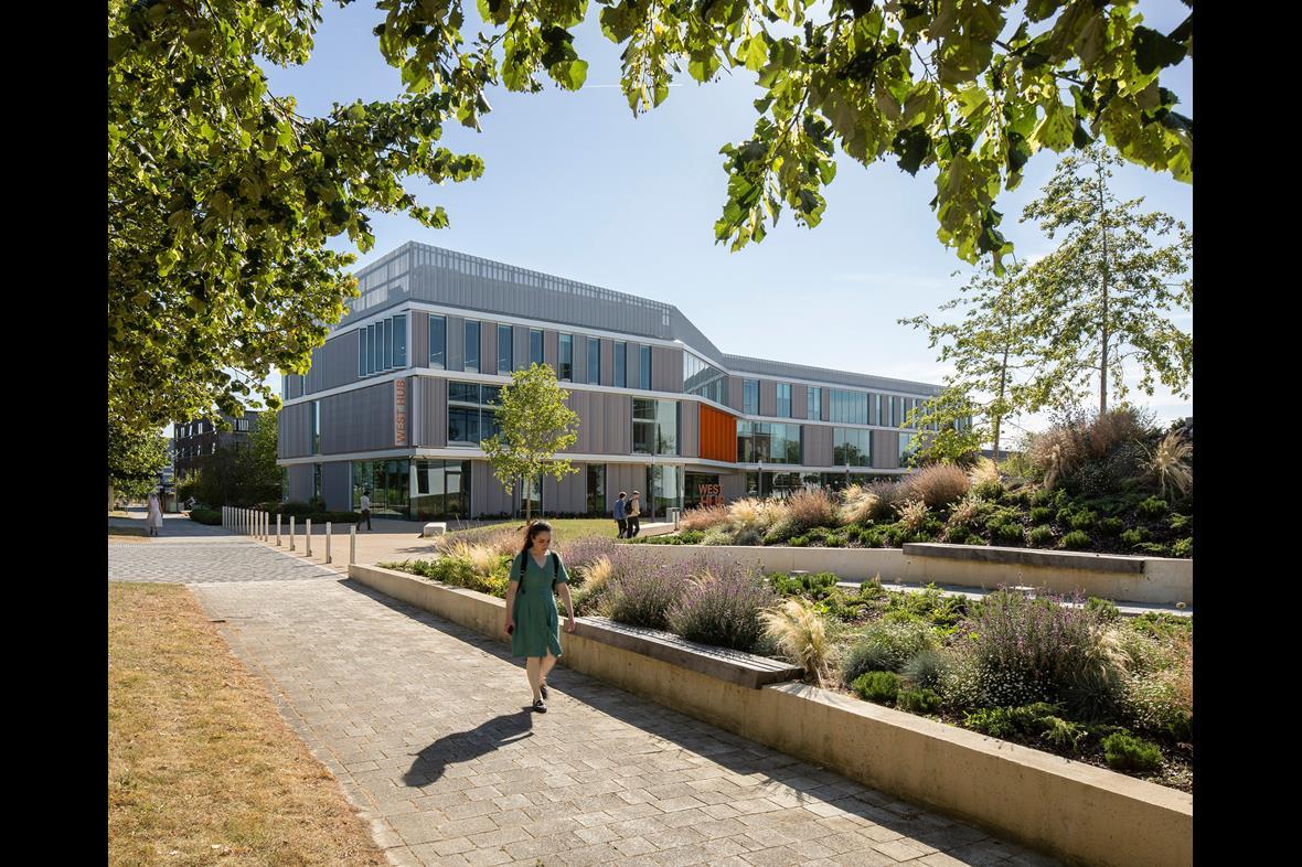 What made this project… University of Cambridge West Hub by Jestico ...